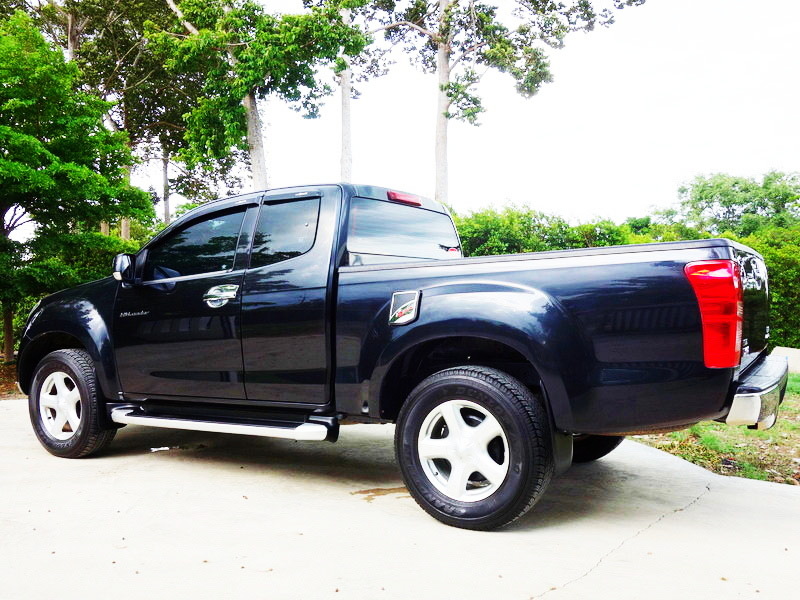 ISUZU ALL NEW D-MAX HI LANDER SPACECAB 2.5 Z Ddi VGS MT ปี 2012