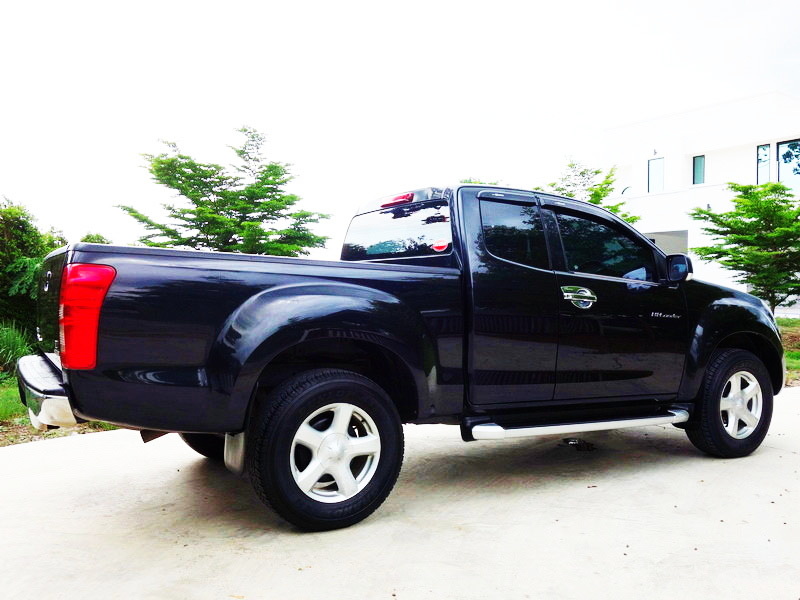 ISUZU ALL NEW D-MAX HI LANDER SPACECAB 2.5 Z Ddi VGS MT ปี 2012