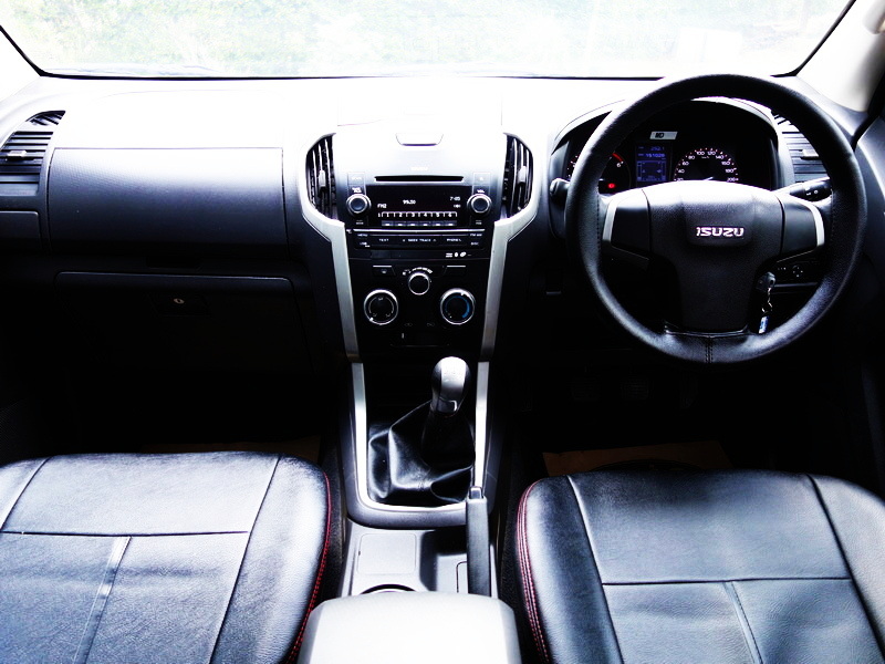 ISUZU ALL NEW D-MAX HI LANDER SPACECAB 2.5 Z Ddi VGS MT ปี 2012